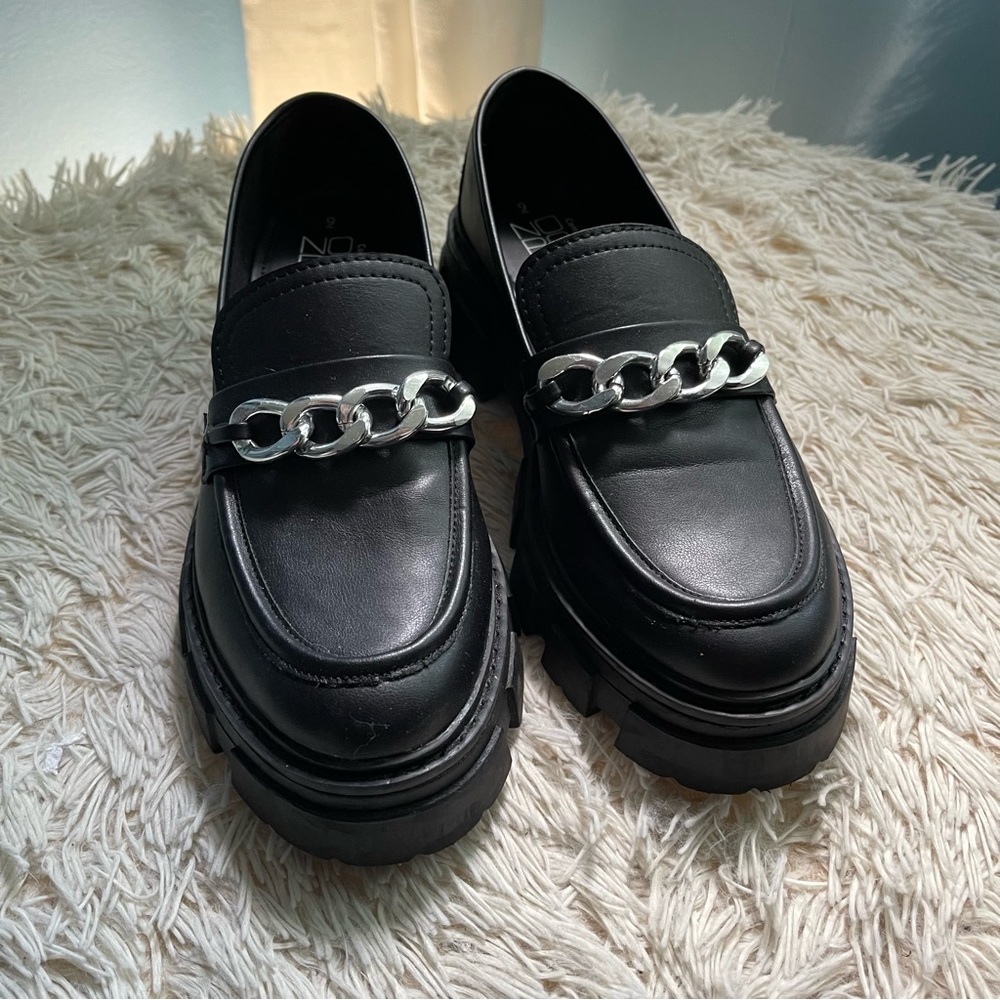 No Boundaries Black Chunky Platform Chain Lug Loafers… - Gem